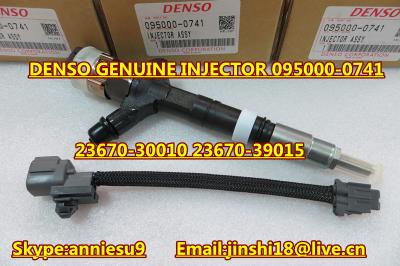 China Denso Original Fuel Injector 095000-0740/095000-0741/095000-0520 for TOYOTA Land Cruiser for sale
