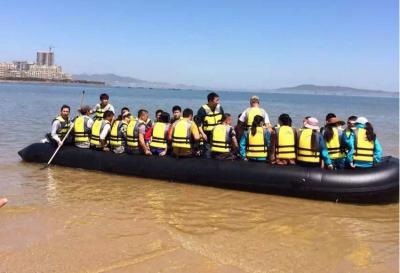 China Heavy Duty Hand Made Chemical Resistance Foldable Inflatable Boat For 20 Persons for sale