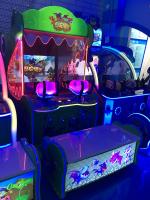 China Crazy Ball  Machine / Kids Indoor Gun  Game Simulator for sale