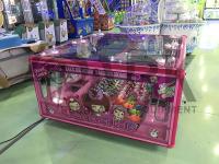 China Pink Cute Coin Operated Crane Game Machine / Toy Vending Machine for sale