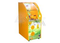 China Cute Cartoon Crane Gift Game Machines Coin Operated Easy Maintenance for sale