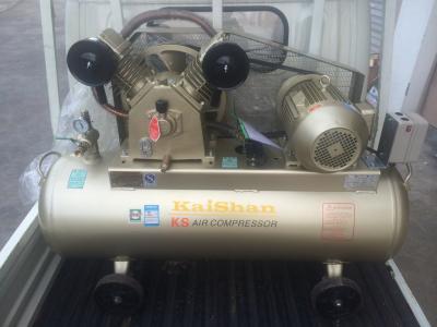 China Sigle Phase Reciprocating Industrial Air Compressor Belt Type 8bar 3hp / 2.2KW 2 Cylinder 220V for sale