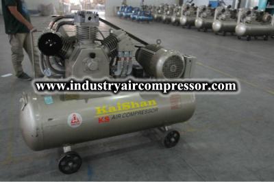 China 380V 3 Phase Heavy Duty Industrial Air Compressor Efficiency 15kw 74 CFM for sale