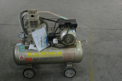 China Silent 2 Stage Industrial Air Compressor System For Fluidic Element 28 cfm 0.8 ³  7.5 kw for sale