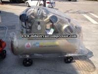 China Quiet Small Industrial Air Compressor For Paint / Blowing Process 2.2KW for sale