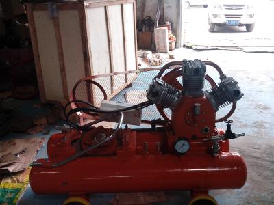 China Energy saving Quiet piston AC powered air compressor 2m3/min 140L 0.5 Mpa for sale