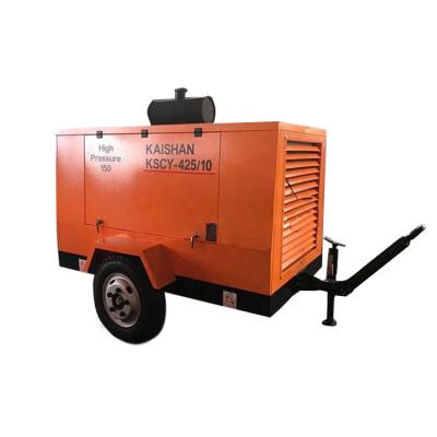China Diesel Mobile Screw Air Compressor Two Wheels 425CFM 10 Bar for sale