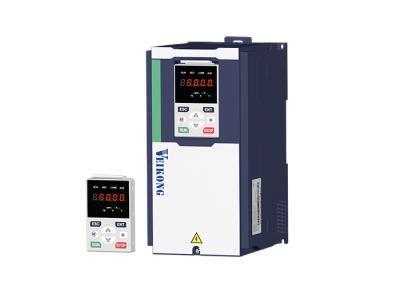 China 13A 5.5KW MPPT VFD Solar Pump Inverter GPRS IP20 380V LED LCD for sale
