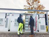 China 215kWh Container Solar Lithium Battery High Voltage Energy Storage System for Commercial Industrial Use for sale
