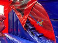 China 5x5m Jumping Castle With Slide Combo Inflatable Sport Bounce House Jumping Castle for sale