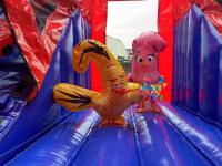 China 5x5m Jumping Castle With Slide Combo Inflatable Sport Bounce House Jumping Castle for sale