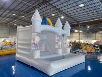China Hot Sale White Bounce House Pastel Jumping Wedding Bounce Castle Balloons for sale