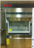 China 6 Mm Temperated Glass Ducted Lab Fume Hood Manufacturer Microcomputer Control System 1 Year Gurrantee for sale