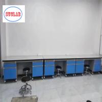 China Chemistry Lab Workbench Wood Laboratory Furniture Chemical Resistant Laminate Surface Multiple Cabinets for sale