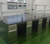 China Stainless Steel Lab Bench Makers 300kg Load Capacity Steel Worktop for Food & Hospital Resarch Laboratory for sale