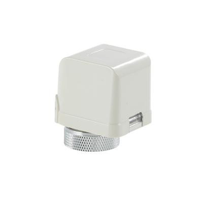 China 230v NC Wax Thermal Actuator Normally Close 2 Wire 4 Wire  Electric Underfloor Valve Head Actuator for sale