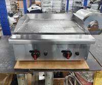 China Full Stainless Steel Commercial Gas Griddle Independent Temp Control CE Approved for sale