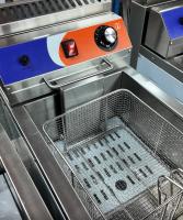 China Commercial LPG Natural Gas Fryer 18L 7kW/H Single Basket 50-200℃ for sale