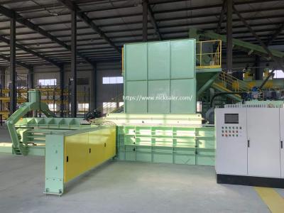 China Automatically compressing and baling Compacting cardboard paper and plastic for recycling for sale