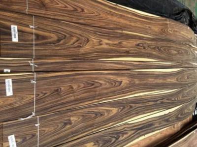China Morodo Natural Wood Veneer 0.5mm Flat Cut Quarter Slicing for High-end Furniture for sale