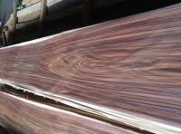China Quarter Sliced Natural Morodo Wood Veneer 0.6mm Thickness 8-40cm Width for sale