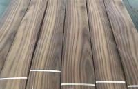 China Sonokeling Natural Wood Veneer Sheets 0.6mm Flat Cut Quarter Slicing for Flooring Furniture for sale