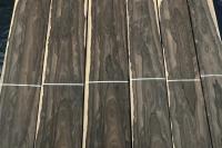 China Ciricote Ziricote Natural Wood Veneer 8-40cm Width 0.5m-3.6m Length for Luxury Interiors for sale