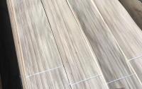 China Papua New Guinea Walnut Wood Veneer Rotary Cut 2.5m Length 0.2-1mm Thickness for sale