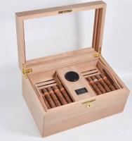 China Insect Control Spanish Cedar Wood Cigar Box / Cigar Case Moisturizing And Breathable for sale