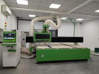 China Aluminum Honeycomb Board Wood Plastic Board Engraving Machine for sale