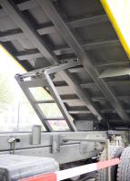 China Tipper Dump Truck SINOTRUK HOWO 10 wheels can load 25-40tons Sand or Stones for sale