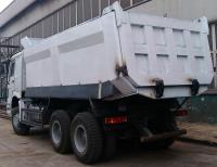 China SINOTRUK HOWO Tipper Dump Truck 371HP 10-25Cubic meter , load 25-40tons for sale
