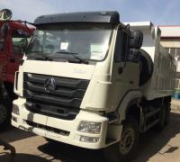 China SINOTRUK HOWO Tipper Dump Truck  25-40tons 371HP 6X4 LHD 10-25CBM ZZ3257N3647A for sale
