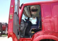 China SINOTRUK HOWO Tractor Truck LHD 4X2 Euro2 290HP ZZ4187M3511V for sale