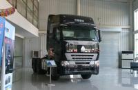 China Head Truck Trailer LHD 6X4 Euro2 336HP with two berth ZZ4257N3247N1B for sale