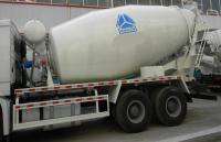 China SINOTRUK HOWO Concrete Mixer Truck 12CBM 336HP 6X4 RHD ZZ5257GJBN4048W for sale