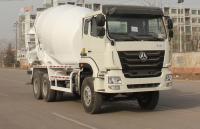 China Industrial Concrete Mixing Truck For Road Repairing / Cement Truck Mixer for sale