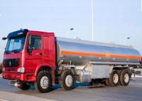 China SINOTRUK HOWO 25-30CBM Oil Tank Truck 8×4 336HP Engine for Edible Oil Transport for sale