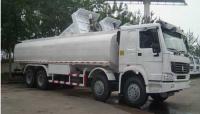 China 25 CBM 8X4 LHD Euro 2 336 HP rude Oil Storage Tank Trucks Approved ISO for sale