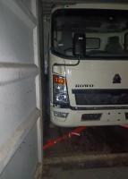 China ZZ1107D3815C1 Docks Howo 4x2 Dump Truck White Color for sale
