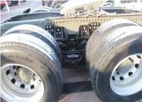 China SINOTRUK HOWO T5G Tractor Truck 6x4 336 HP Euro 4 with 11.6L MAN Engine and 25000 kg Capacity for sale