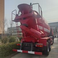 China LHD 8X4 SINOTRUK HOWO Concrete Mixer Truck 371HP for sale