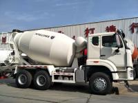 China HOWO SINOTRUK Concrete Mixer Truck High Efficiency 10CBM 380HP 6X4 LHD for sale