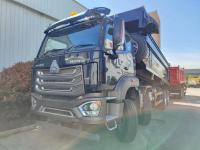 China LHD 8×4 10wheels HOWO Tipper Dump Truck High Horsepower 371HP for sale