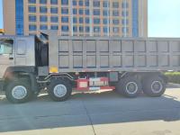 China RHD 8×4 12wheels High Horsepower HOWO 26CBM Tipper Truck 380HP Low Fuel Consumption for sale