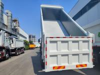 China HOWO NX 371HP 6*4 20m³ Center-Lift Dump Truck High-Power Performance With Efficient Mid-Lift Cargo Body for sale