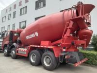 China Red HOWO 8*4 Concrete Mixer: 371 Horsepower & Super-Large Loading Capacity for sale