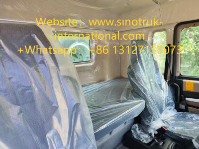 China Heavy Duty HOWO TX 8X4 Tipper Truck 400HP Double 16T Rear Axle Double 9.5T Front Axle for sale