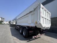 China SINOTRUK HOWO NX Cab Tipper Dump Truck 380HP 6X4 A Warning Light With A Tarpaulin for sale
