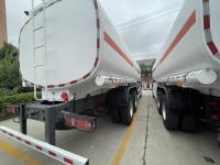China SINOTRUK HOWO Gas Tanker Truck 16-25CBM 6X4 LHD Euro2 336HP for sale